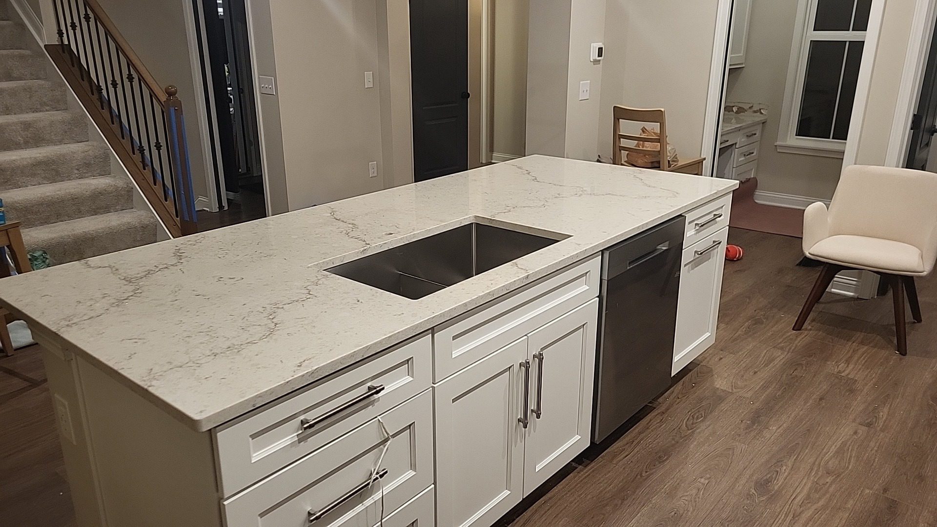 Anya Quartz Calacatta Vesuvio - Granite America