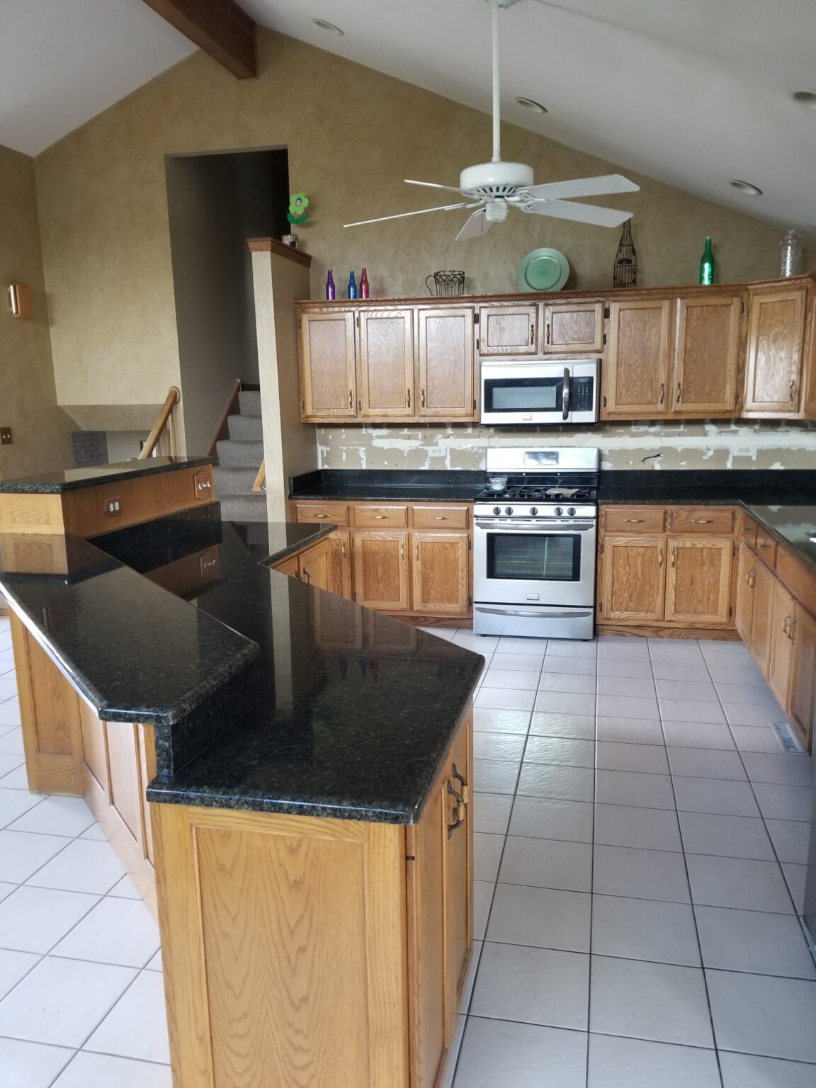 U-shaped Kitchen Countertop Benefits - Granite America