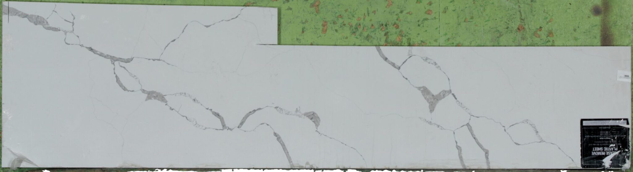 Q Quartz Statuary Classique - 3cm - Granite America